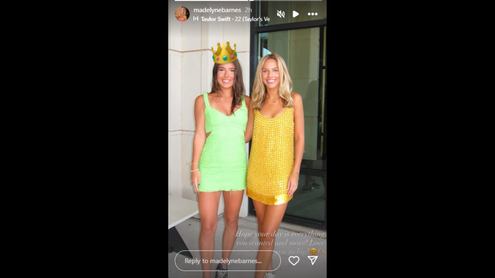 IN PICS: Miami QB Quinn Ewers' GF Madelyn Barnes all smiles as she ...