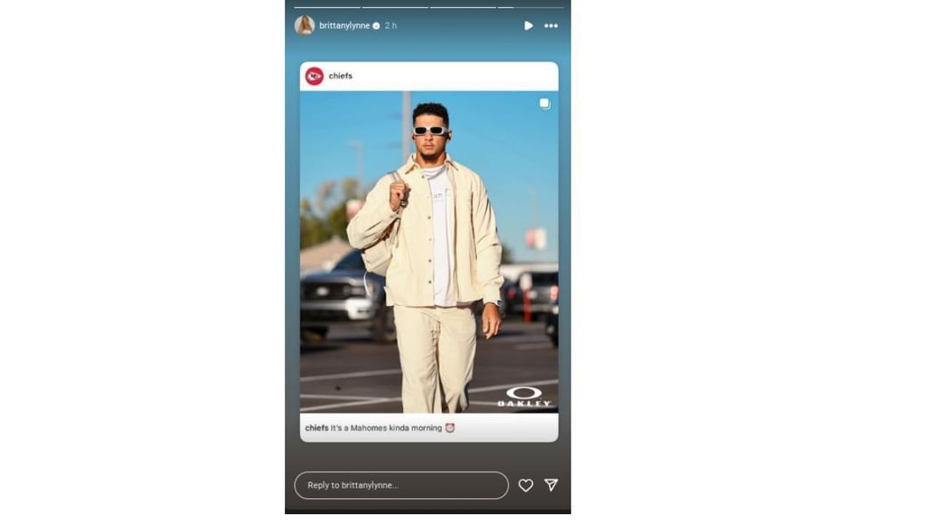 Patrick Mahomes' wife Brittany approves of QB's all-white game-day look ...