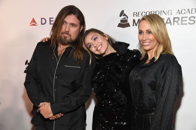"My dad cried": Miley Cyrus speaks candidly about emotional moment with ...