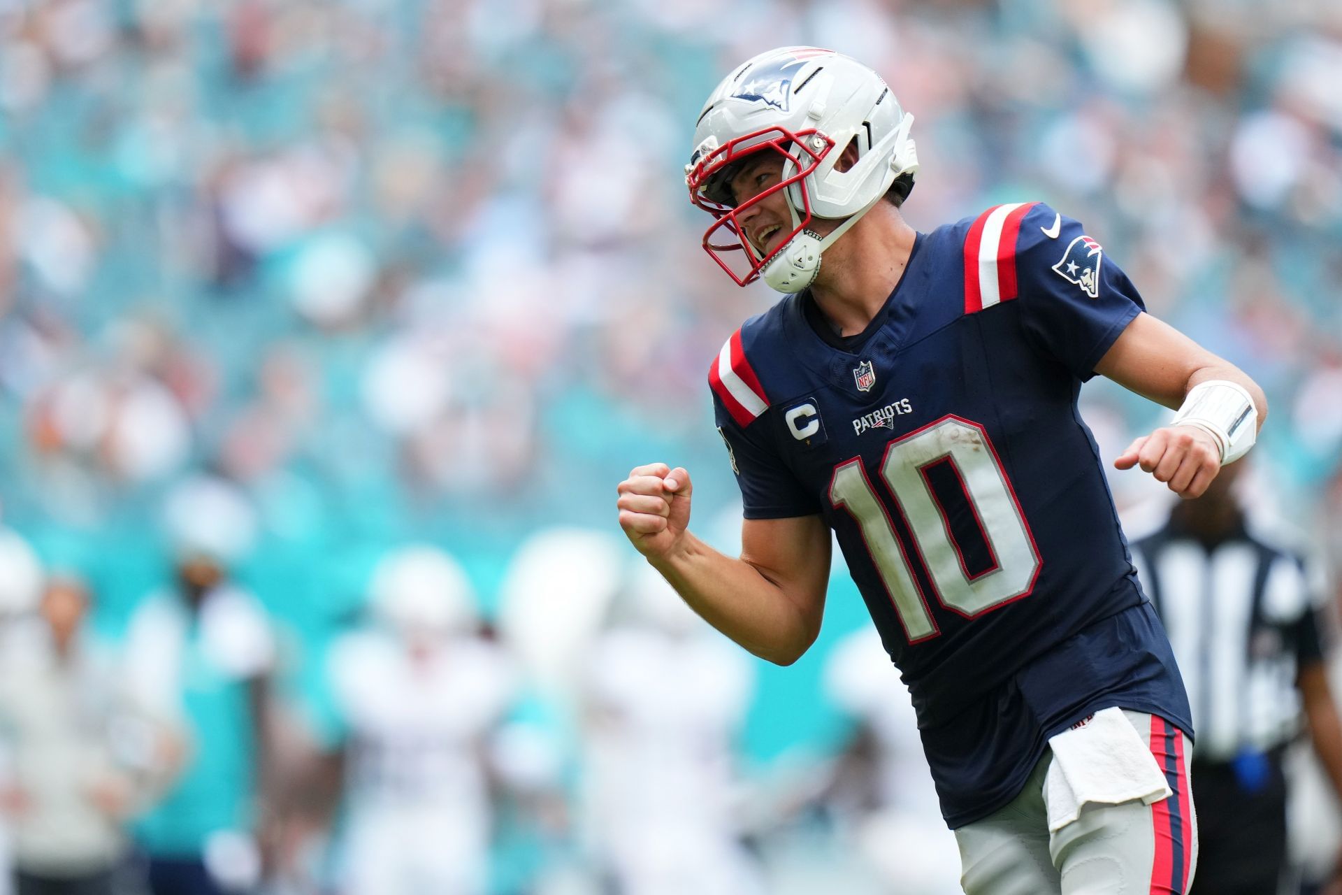 "Absolute degenerate bet": NFL fans roast Dave Portnoy for placing ...