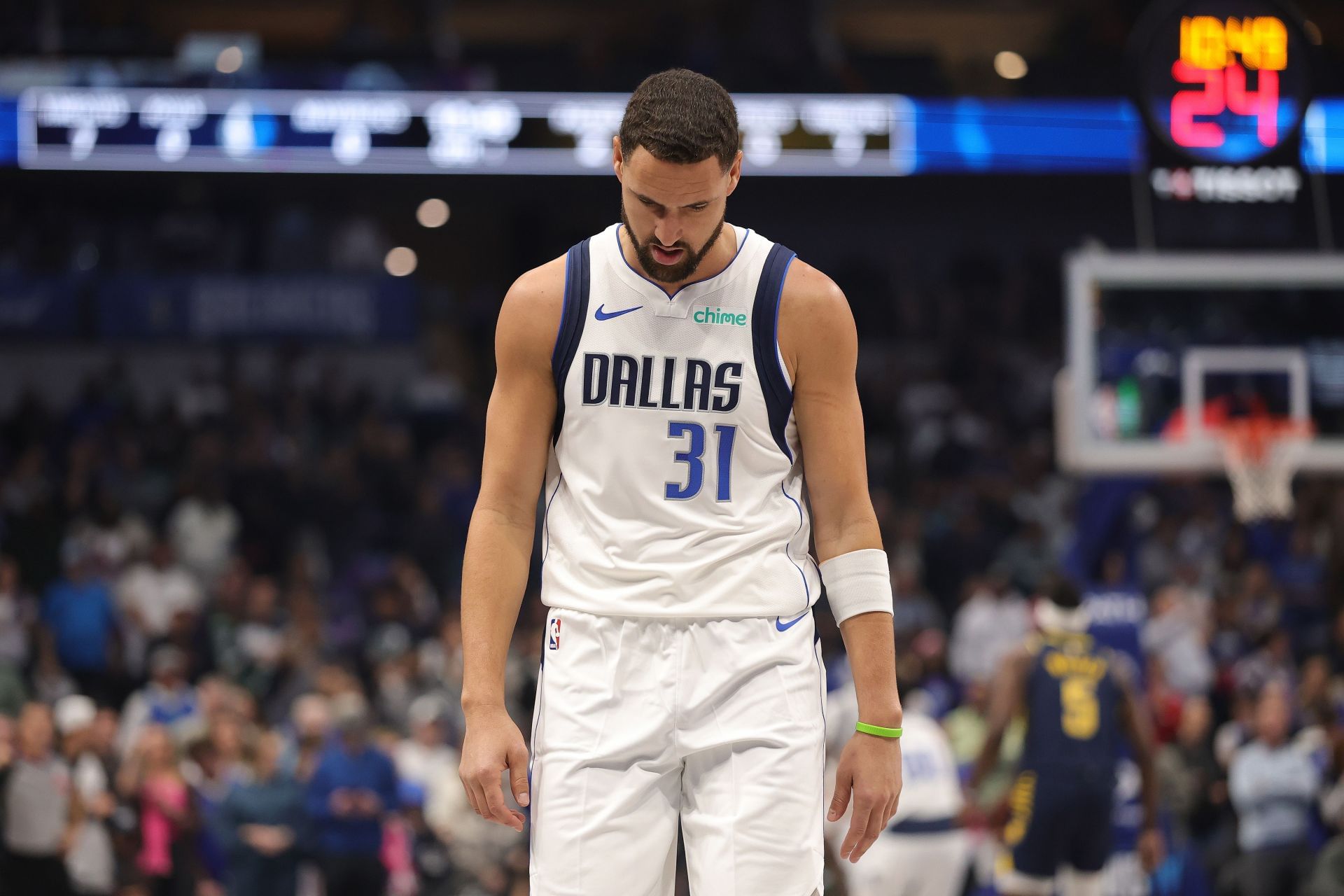 "Get That Washed Bum Off My Team": Mavs Fans Erupt as Klay Thompson ...