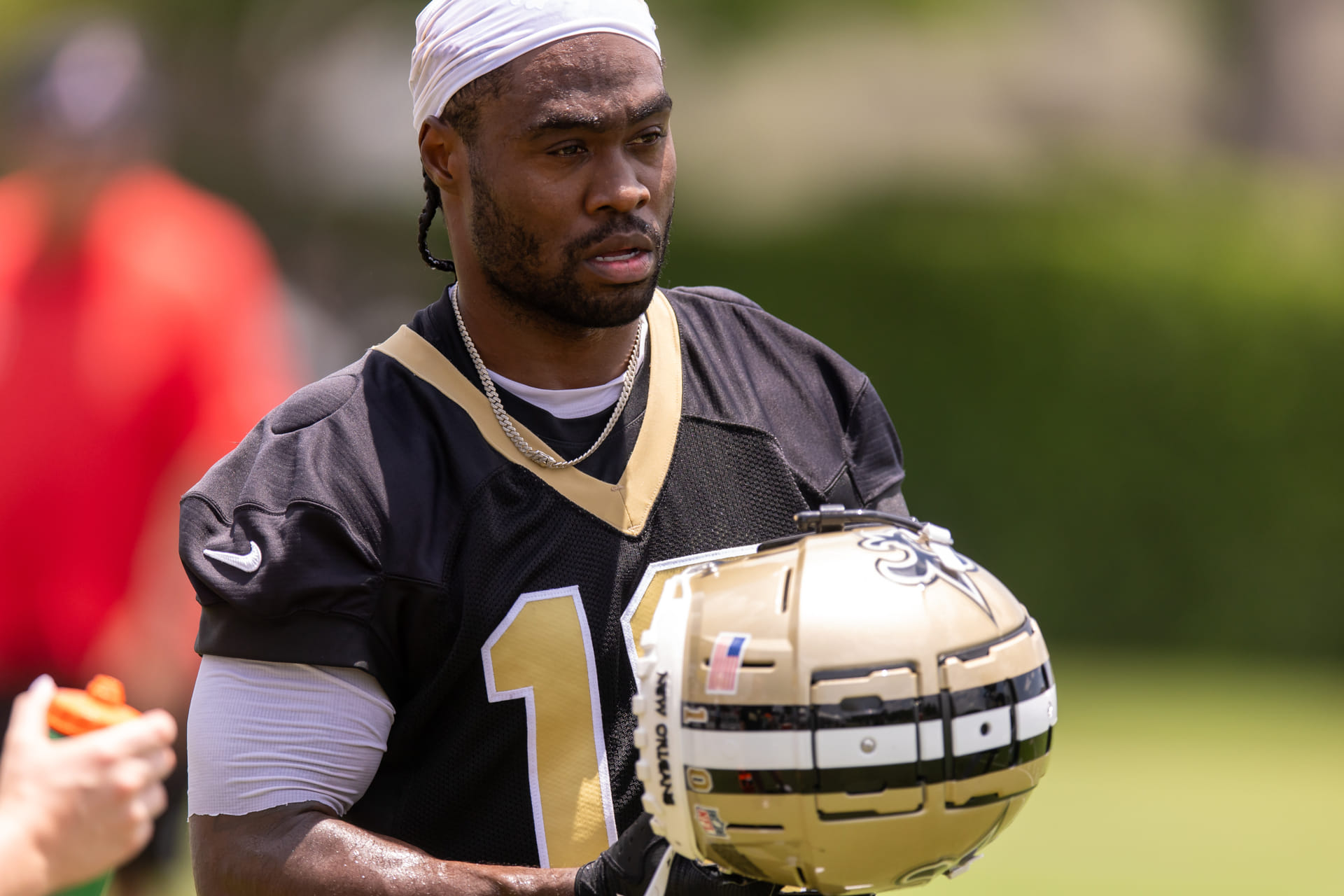 "Most obvious Steeler ever": NFL fans speculate as Brandin Cooks gets ...