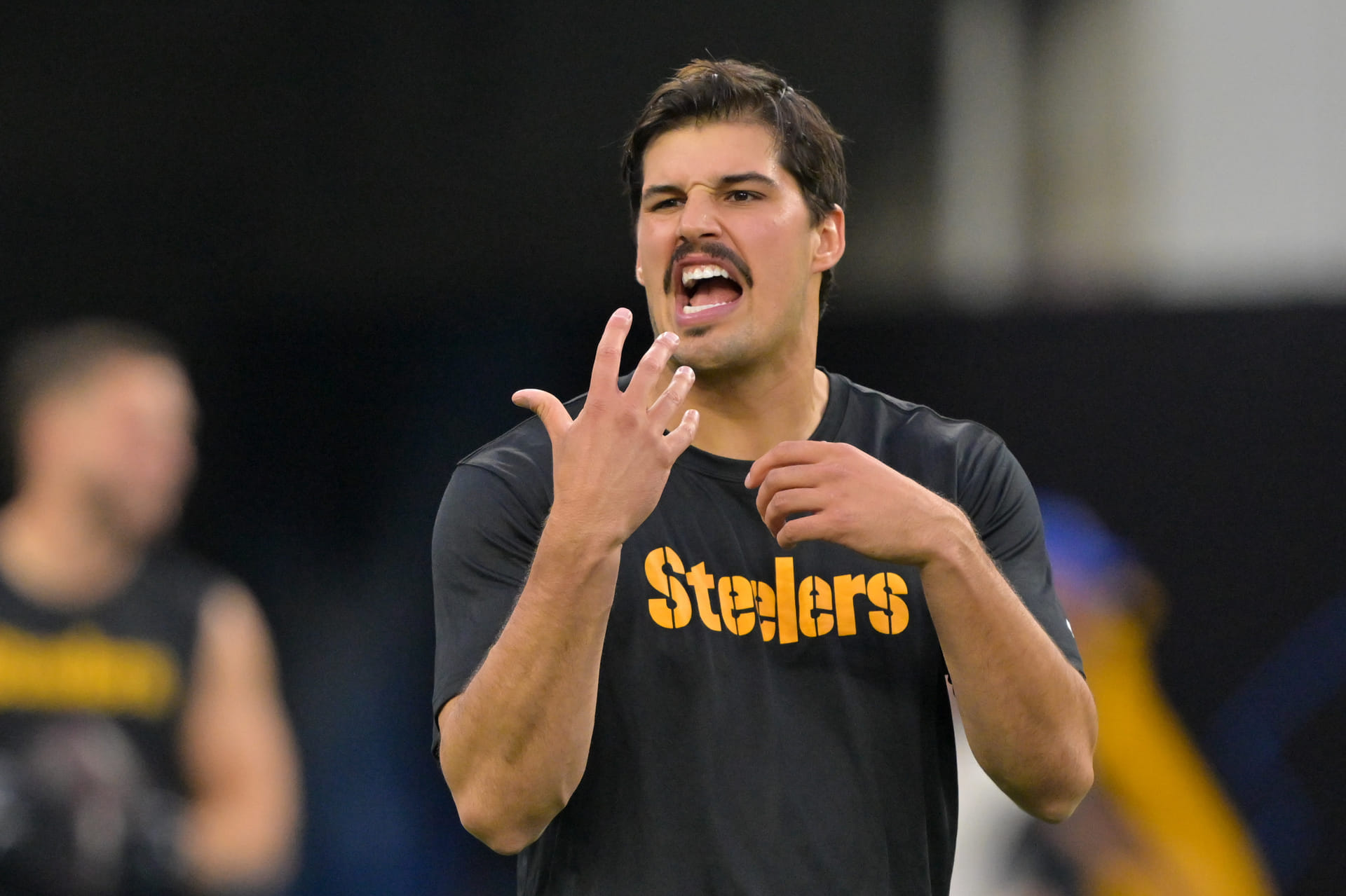 "That's pretty harsh": Mason Rudolph claps back at Aaron Rodgers ...