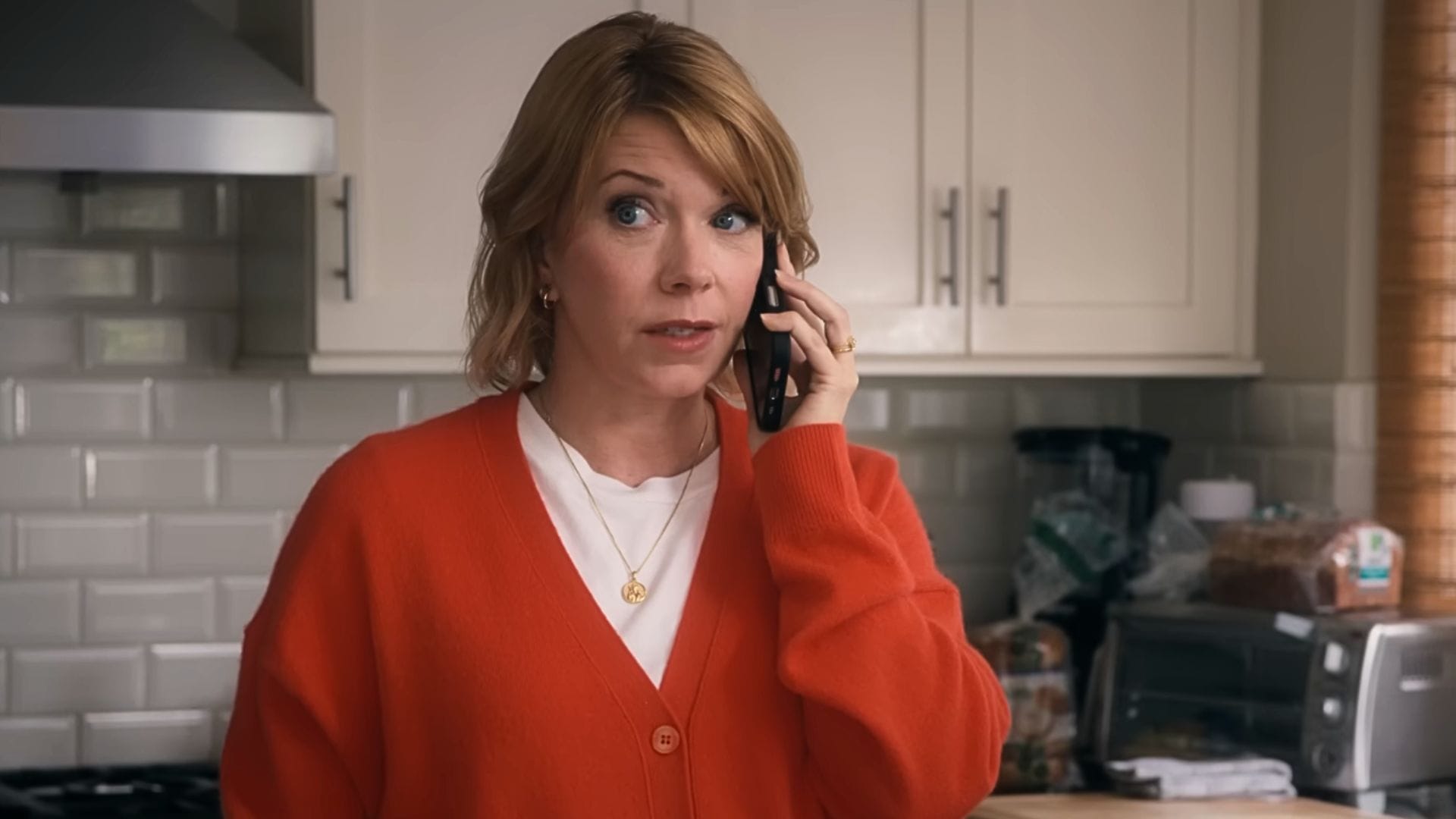 Where was A Man on the Inside season 2 filmed? Complete guide to all ...