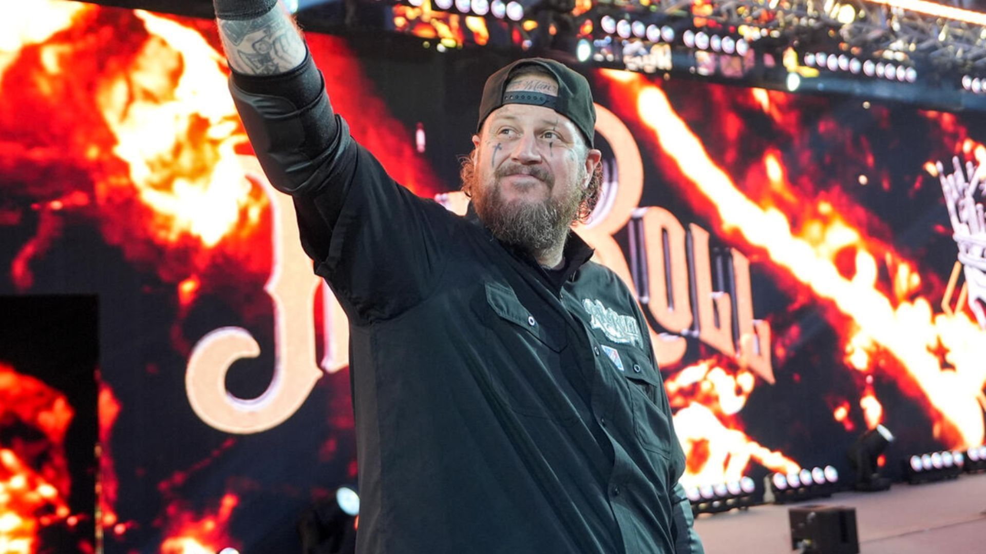 Jelly Roll looks almost unrecognizable with surprising new look