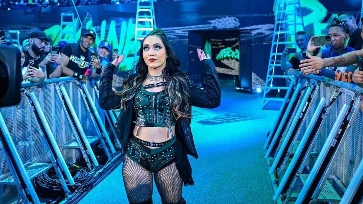 Best Wishes to WWE Superstar Roxanne Perez