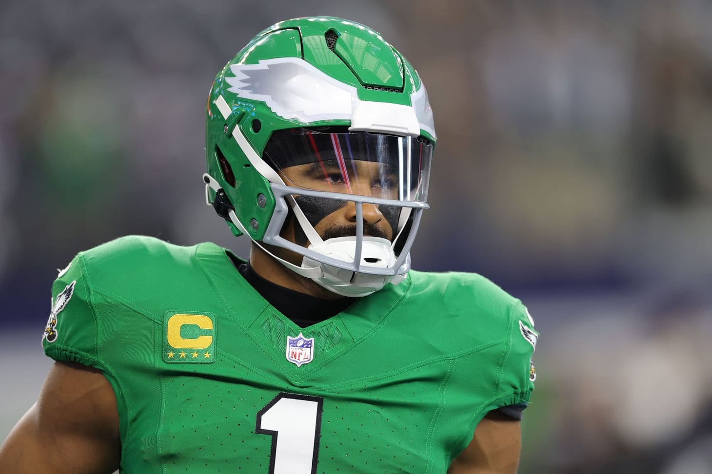 DeVonta Smith injury update: Jalen Hurts gets massive bad news on ...