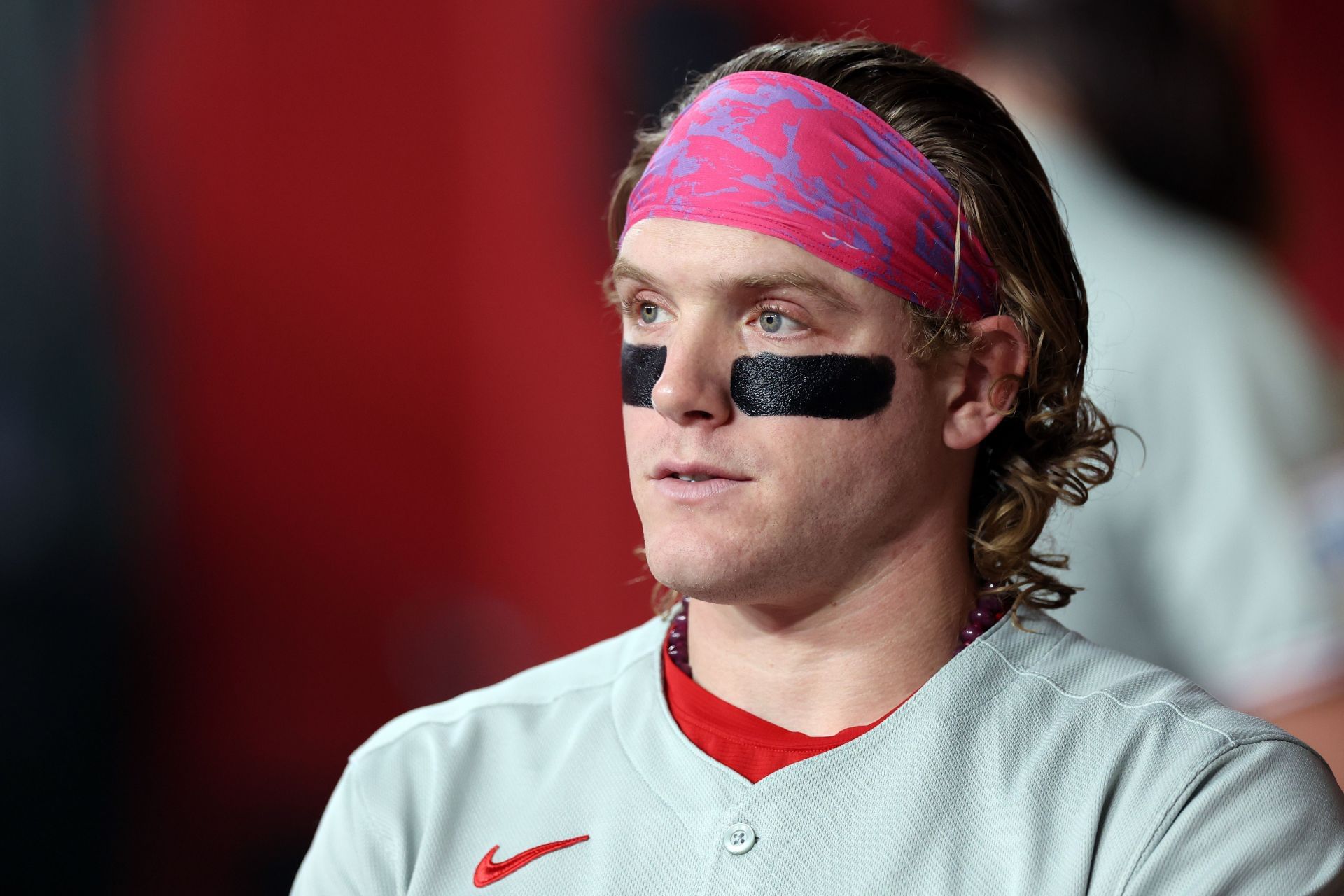 "Bro deserves more than $10M"; "Fire his agent" - Fans split on ...