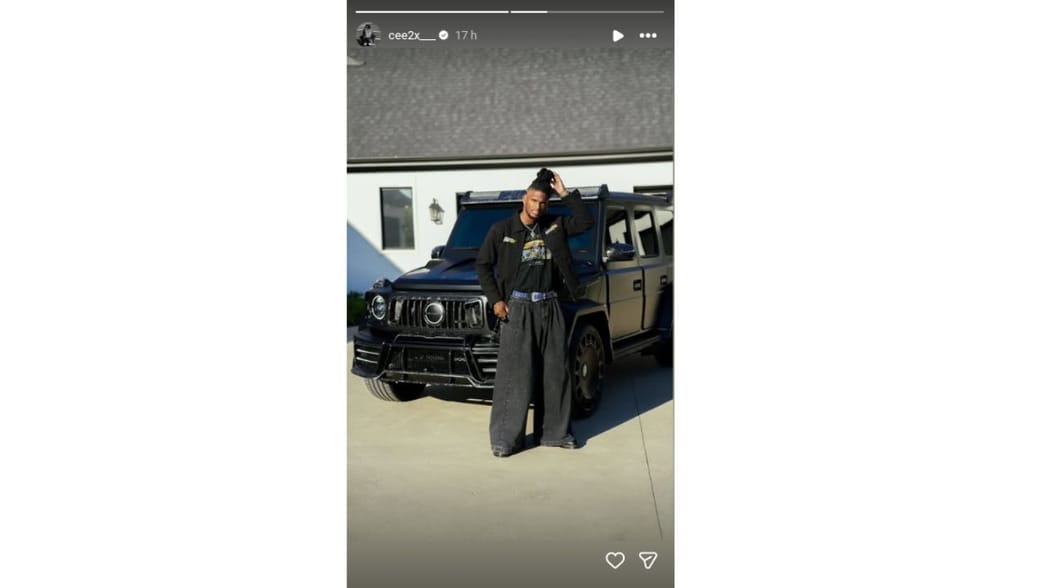 CeeDee Lamb shows off new $459,980-worth Mercedes-Benz G-Class Mansory ...