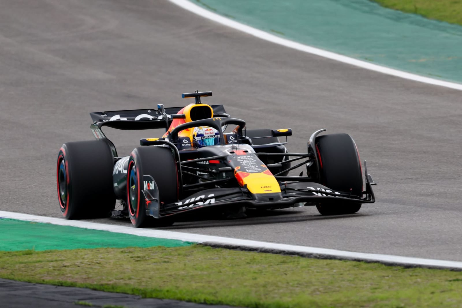 "They let you down Max Verstappen ": Fans react as Dutch driver waves ...