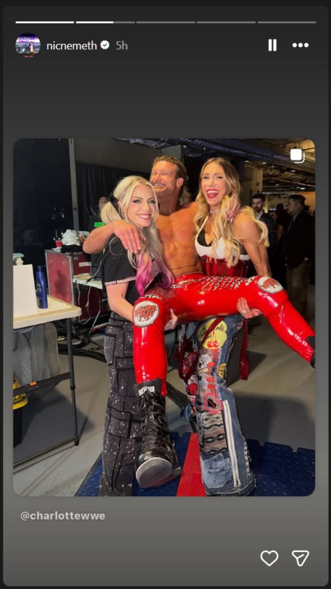 Dolph Ziggler spotted being carried by 2 female stars backstage at WWE RAW