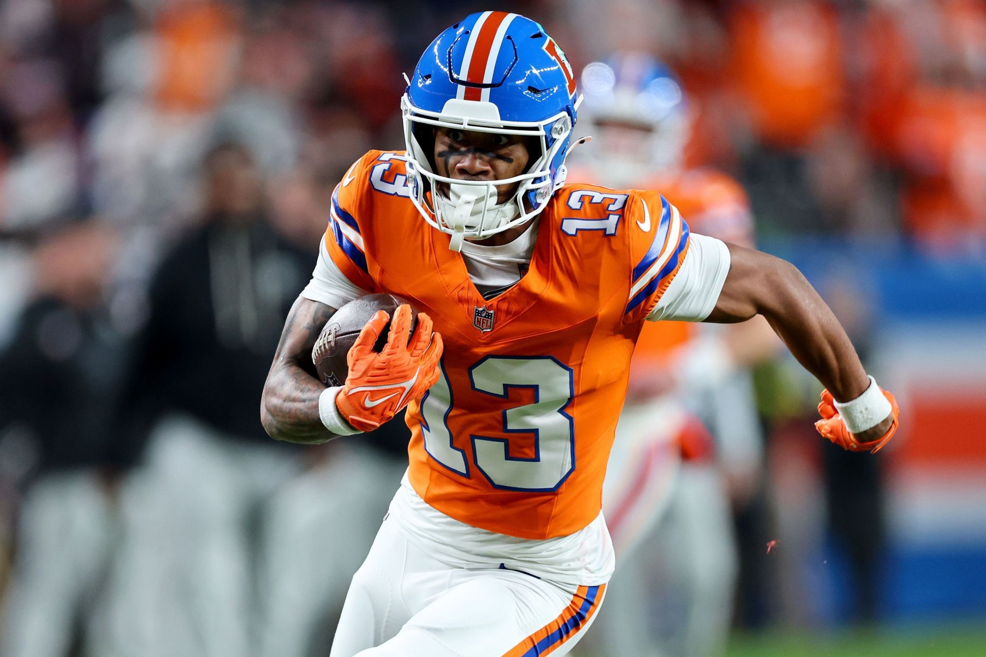 “Unbelievably horrible”: NFL fans call out referee's controversial Pat ...