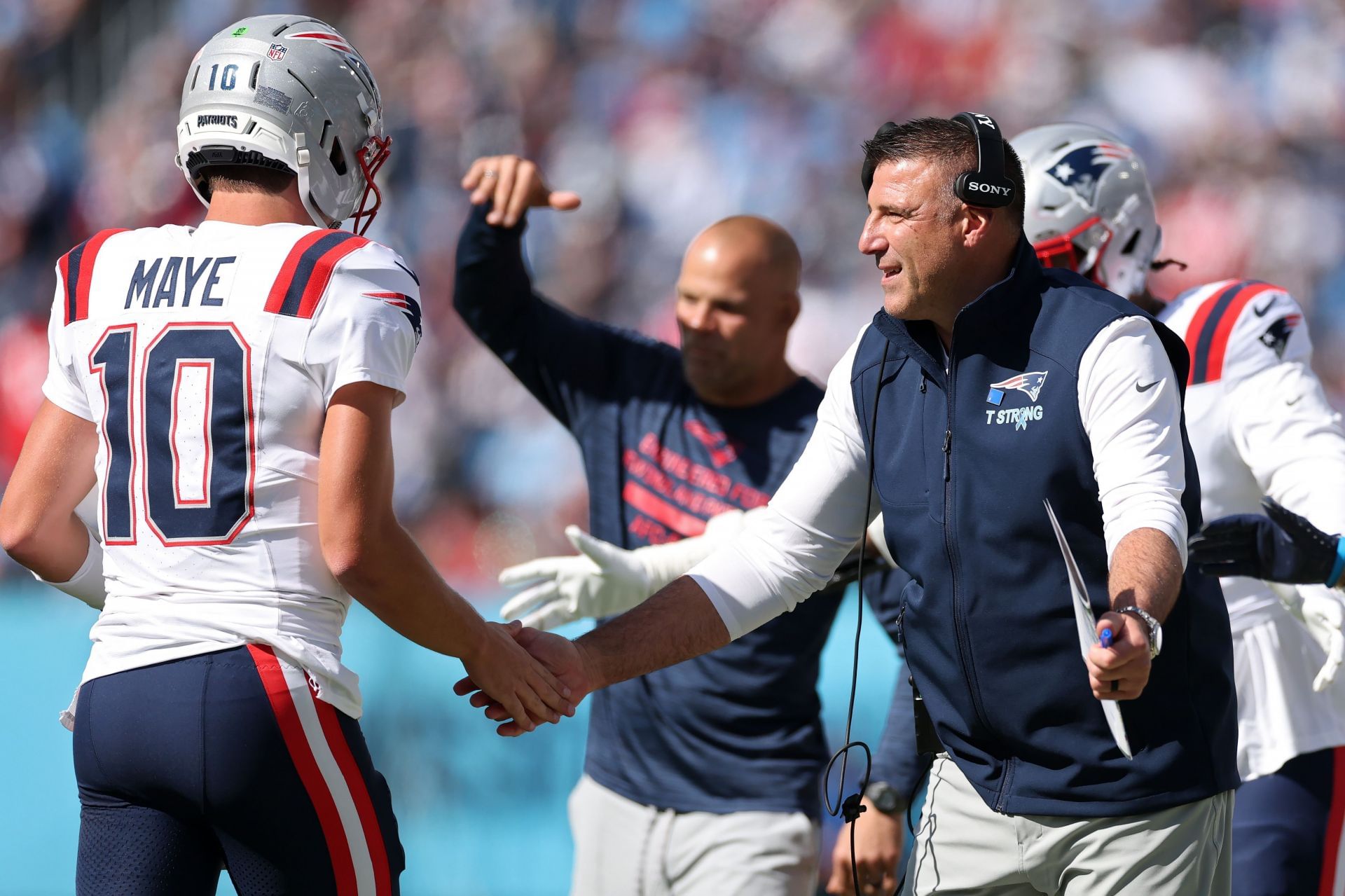 "Maybe Bill Belichick was the problem after all": NFL analyst throws shade at ex-Patriots HC ...