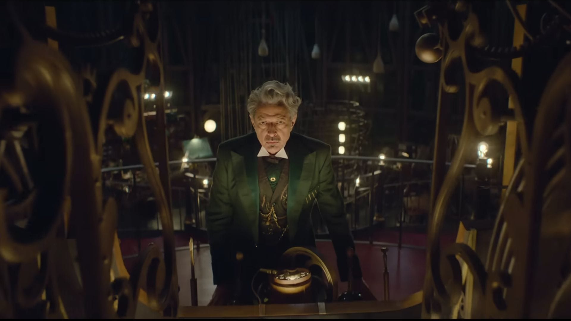 Jeff Goldblum: What happens to Jeff Goldblum's Wizard of Oz in Wicked ...