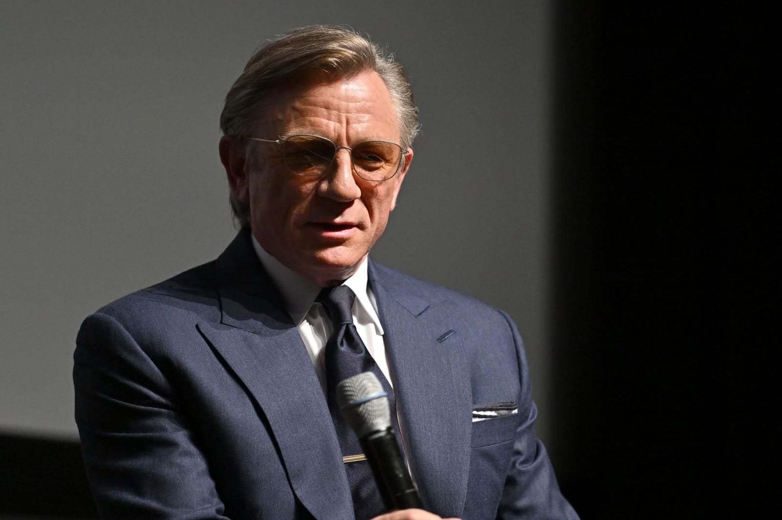 Daniel Craig: Daniel Craig returns as Benoit Blanc for the third time ...