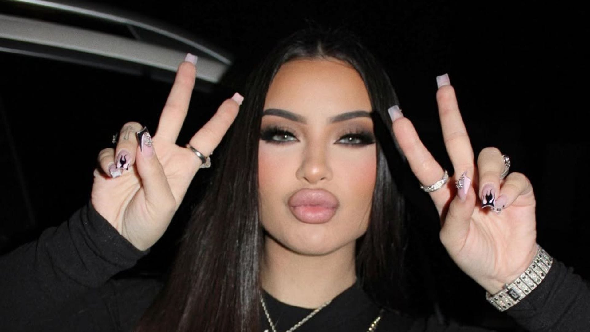 How old was Delarosa? Details explored after Latin songstress is ...