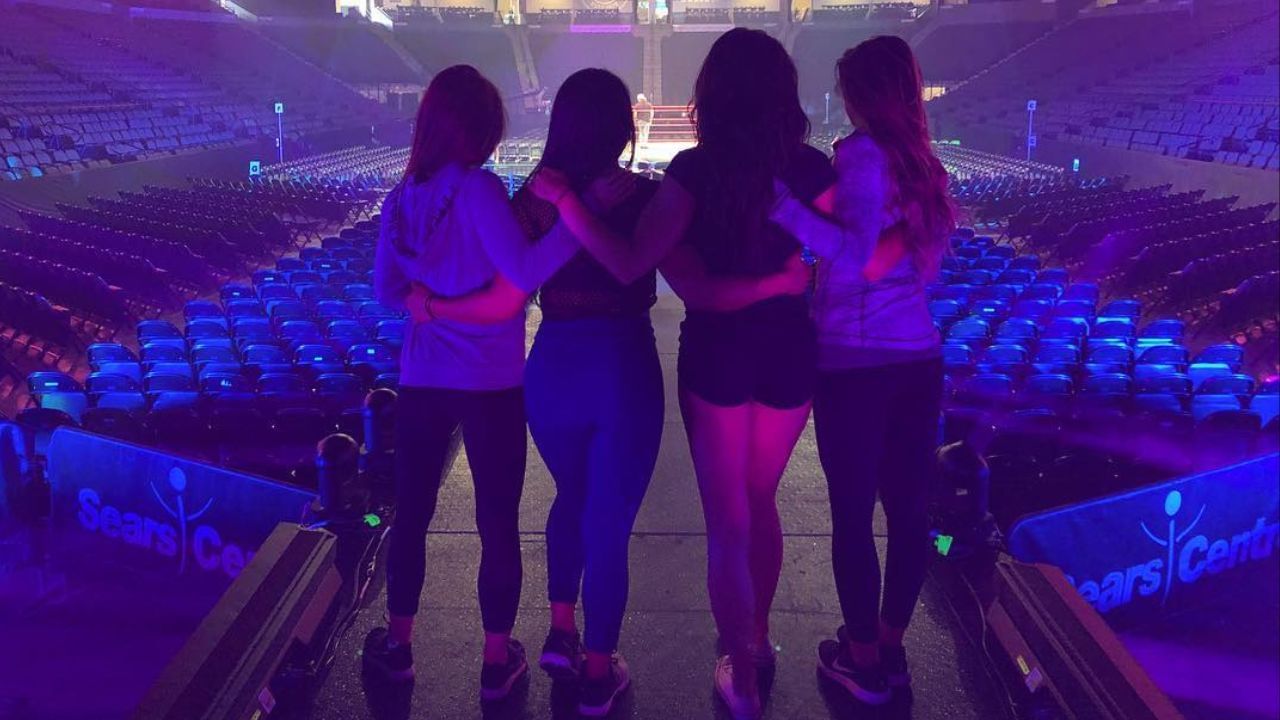 When current WWE star was kicked out of a hotel & accused of being an ...