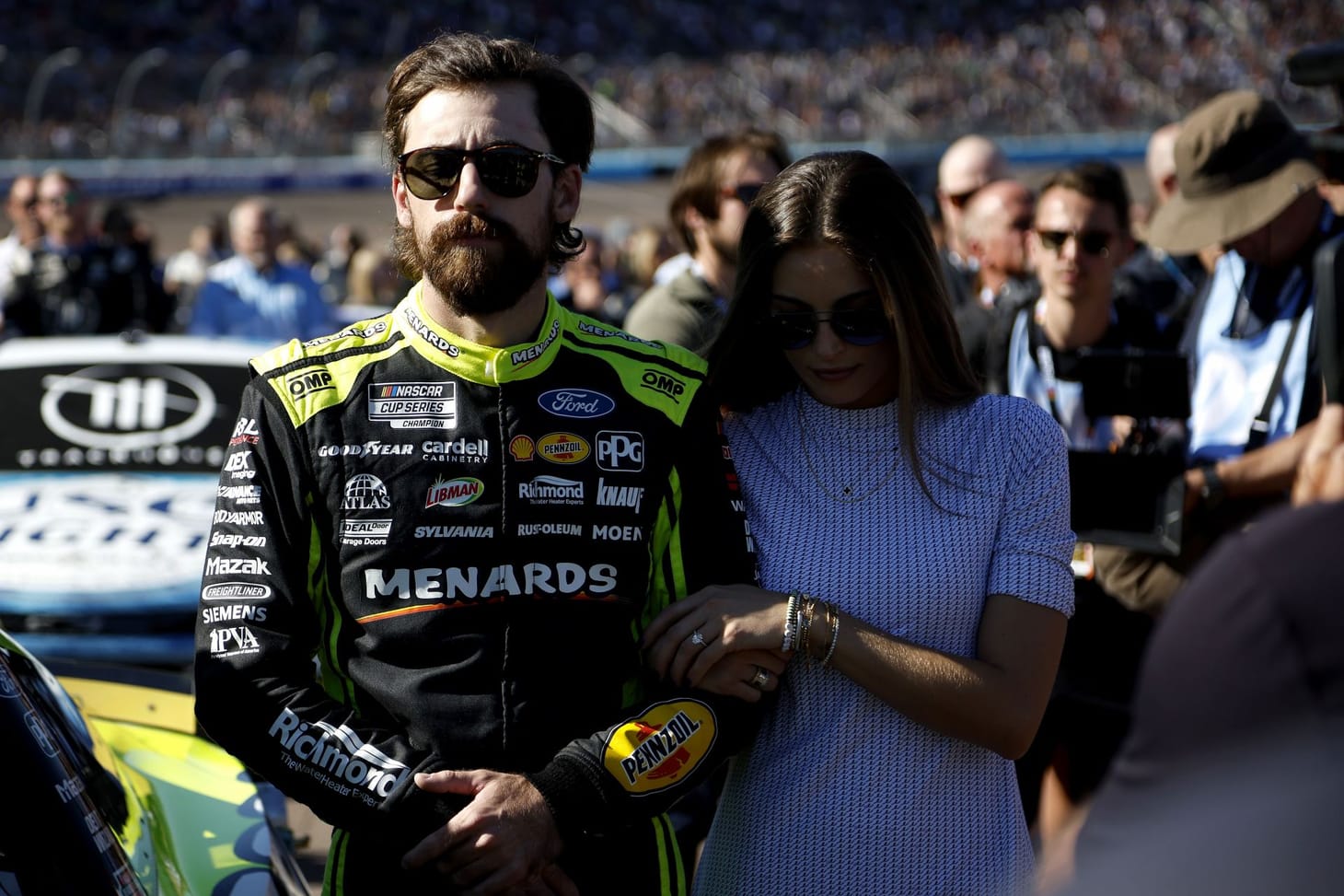 “It’s almost time”: Ryan Blaney’s wife Gianna Blaney shares a chic ...