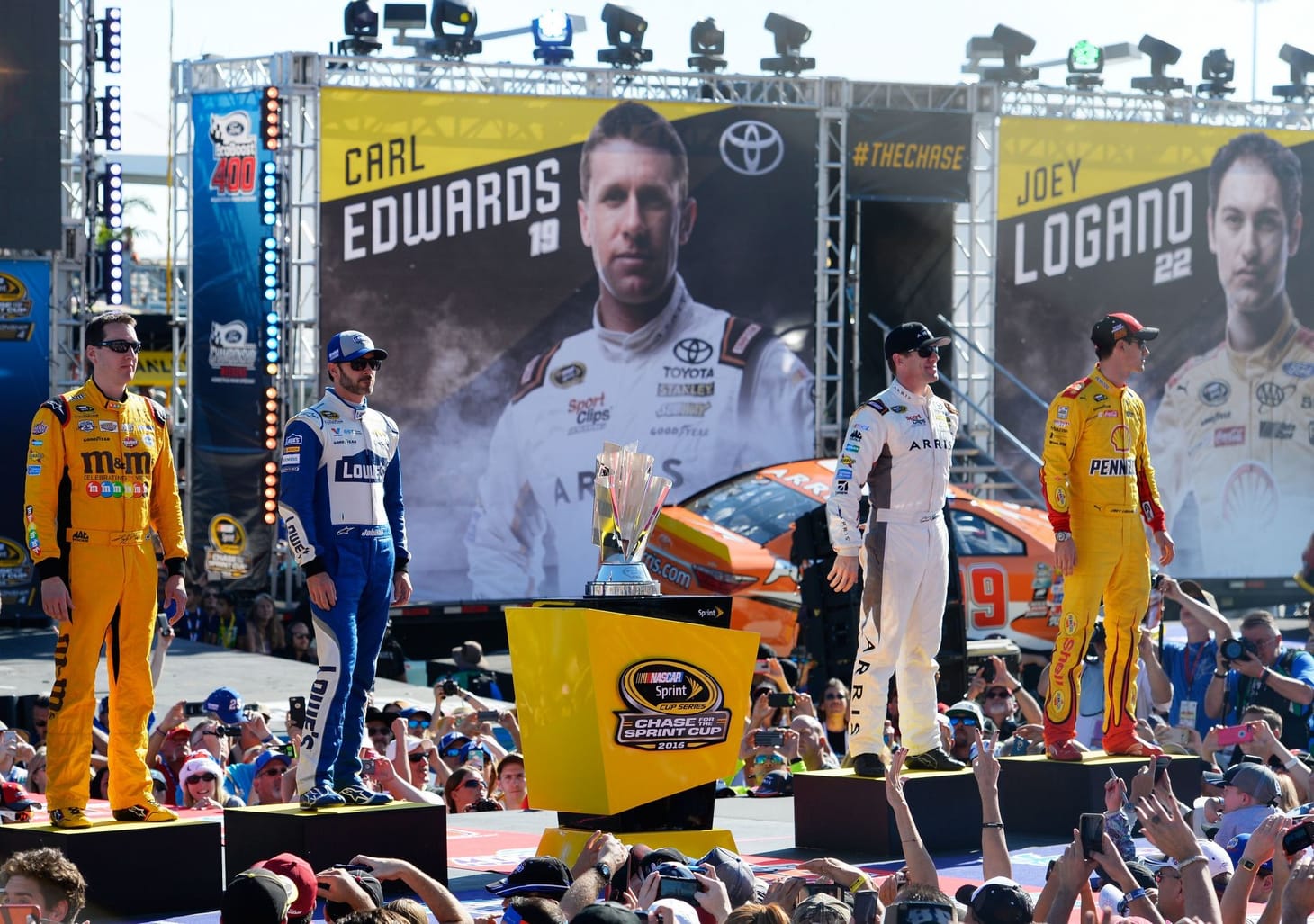 "We're in the hunt": When Carl Edwards found new championship ...
