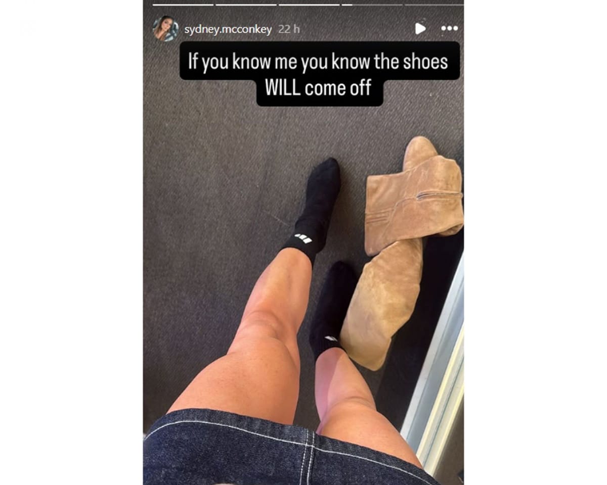 Ladd McConkey’s wife Sydney flexes chiseled legs while relaxing after ...