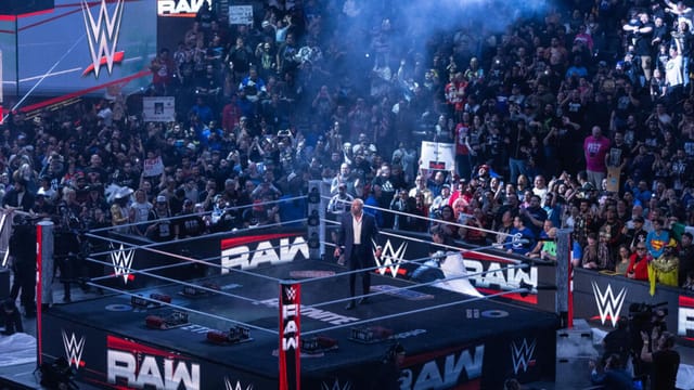 "I'm in it for money" - Former WWE champion makes a bold statement ...