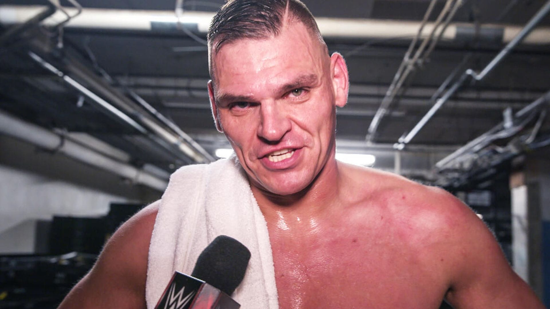 2 WWE Legends Confront Gunther Seconds After He Fires Personal Shots at ...