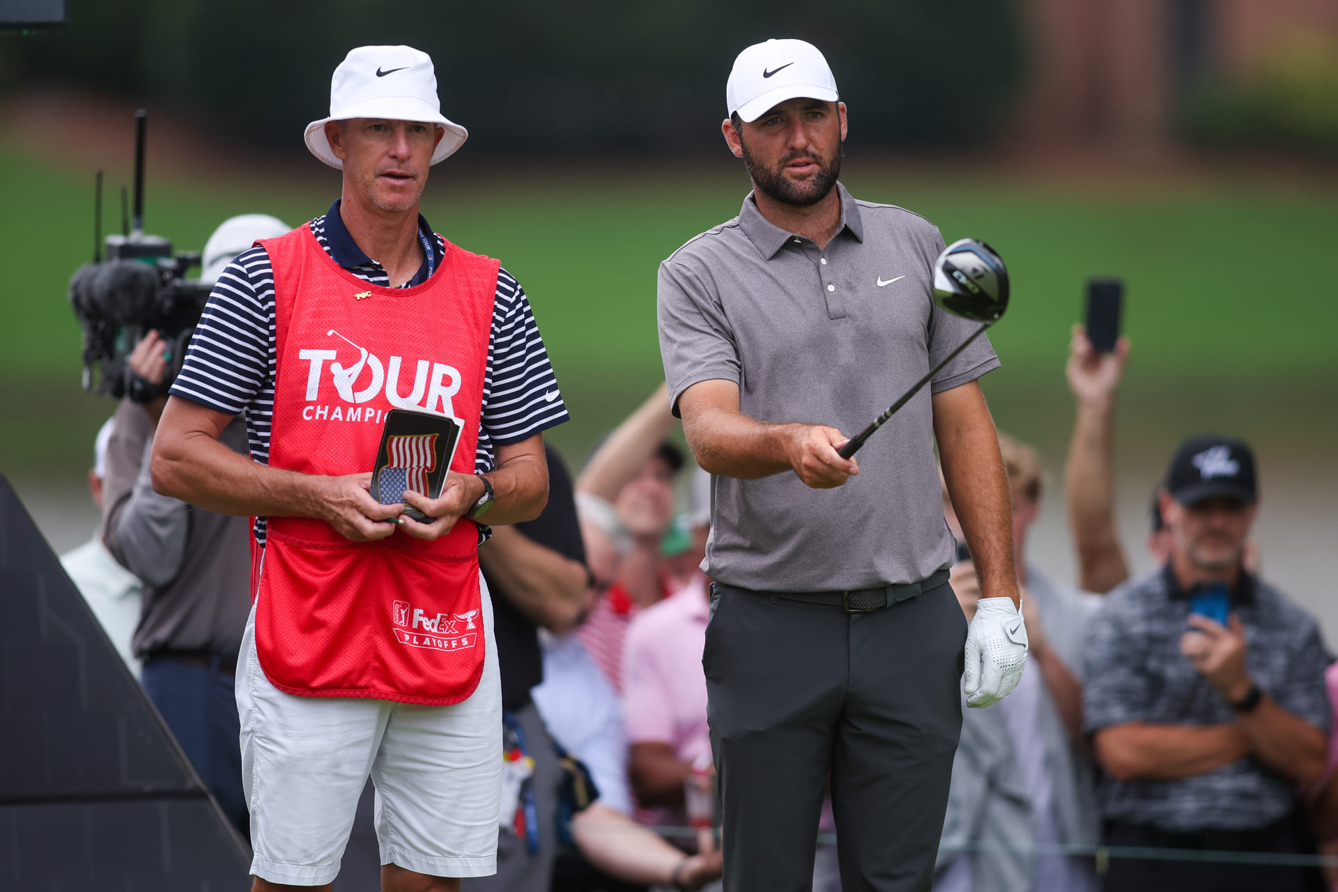 5 PGA Tour caddies who earned big in 2025 ft. Scottie Scheffler's ...