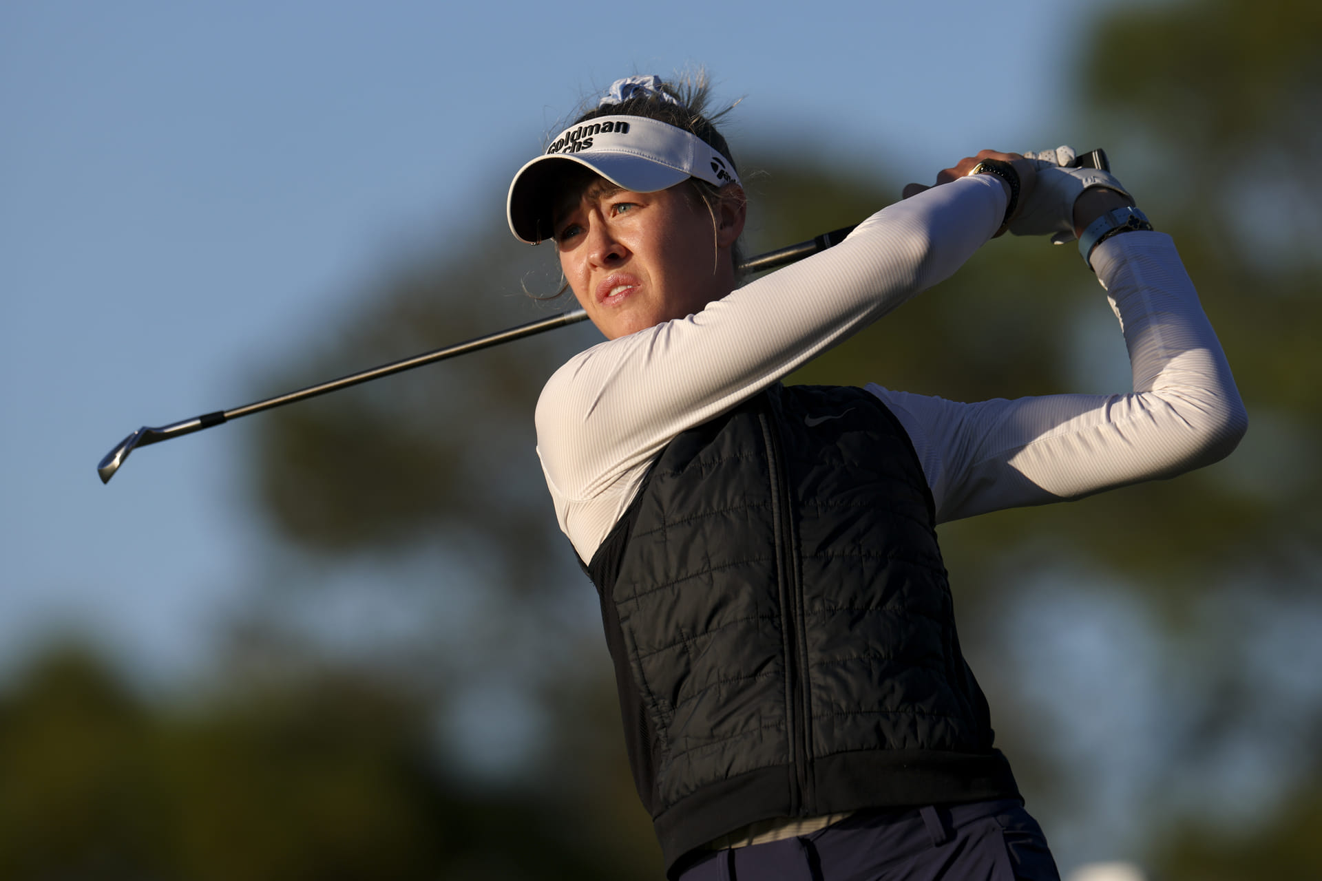 Nelly Korda poses with her fiancé for Christmas special picture