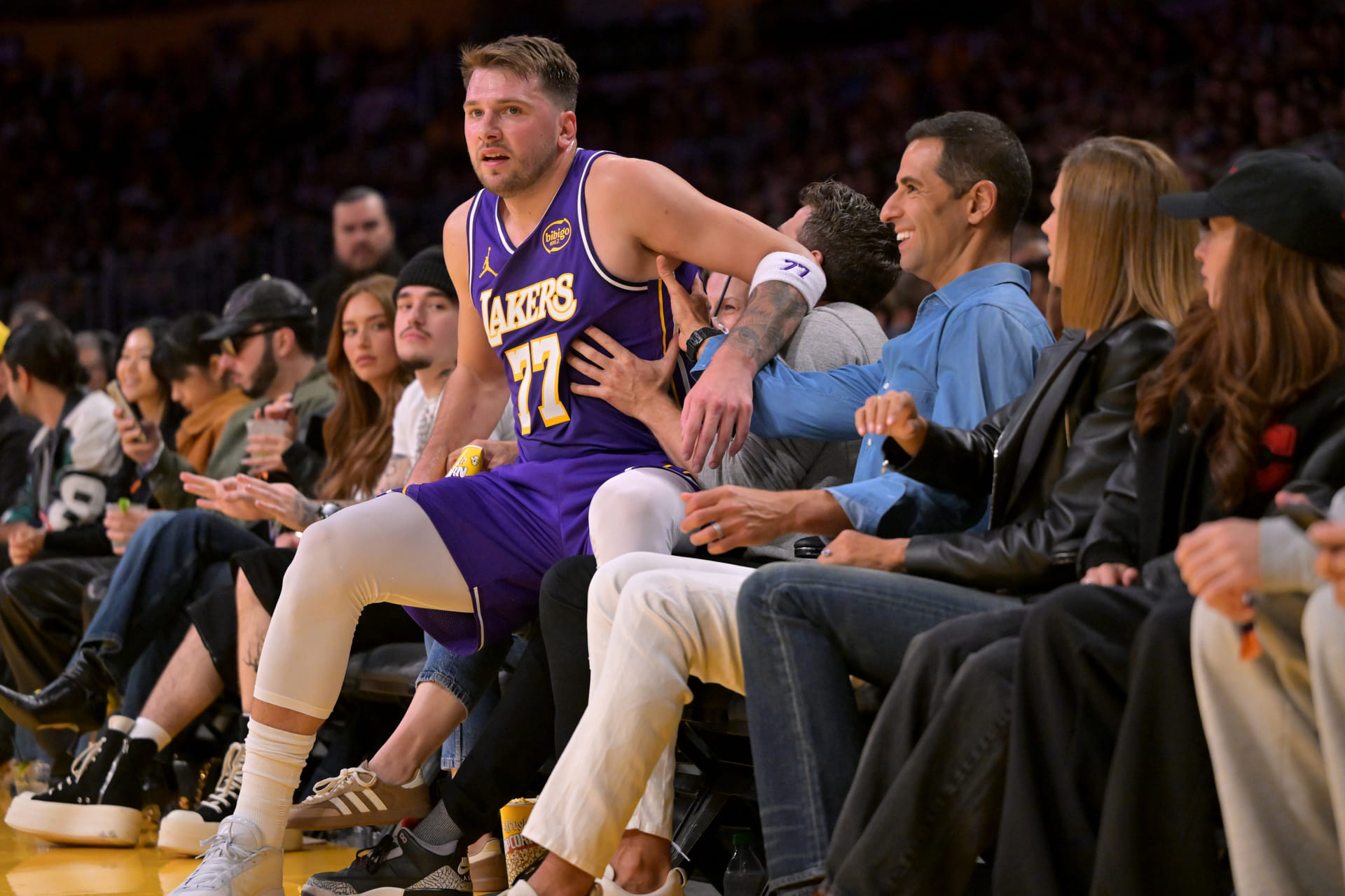 Lakers Fan Arrested After Flashing Crowd During Live Jumbotron Broadcast
