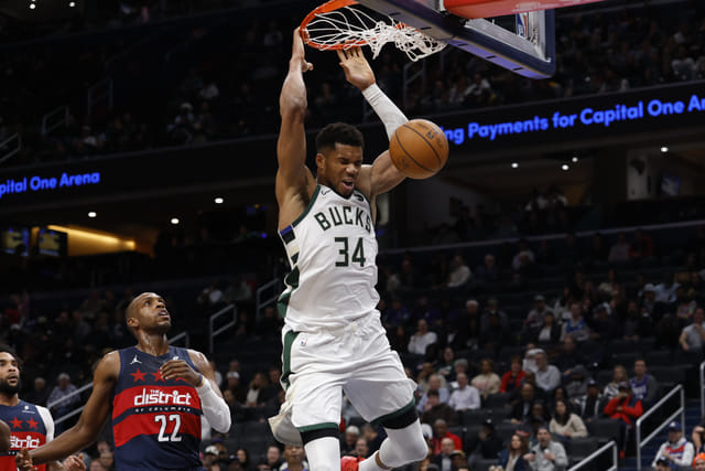 "The perfect LeBron replacement" - Lakers Fans Go Wild as Giannis Antetokounmpo Wipes Bucks ...