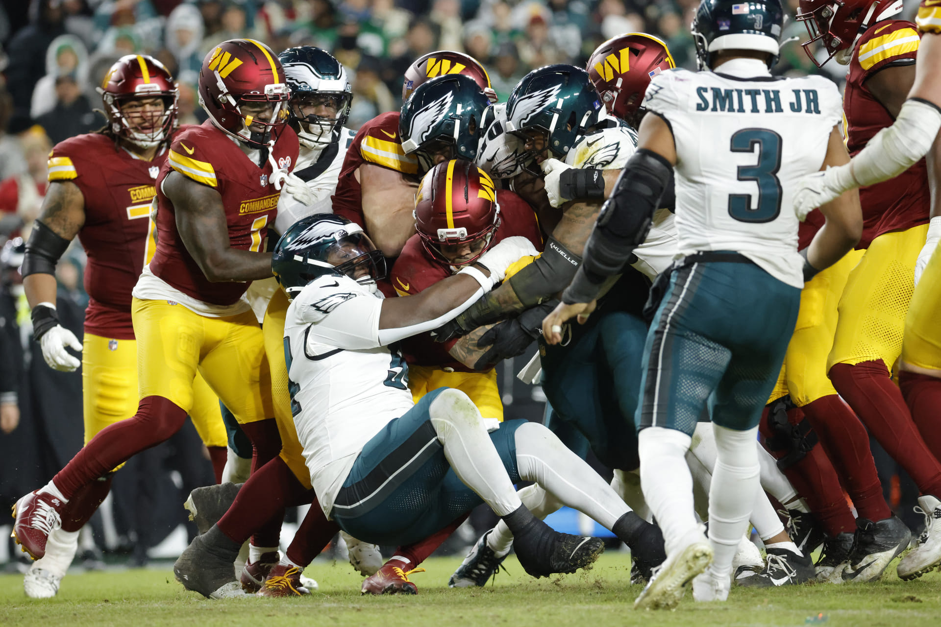 WATCH: Massive fight breaks out in Eagles vs. Commanders as Tyler Steen ...
