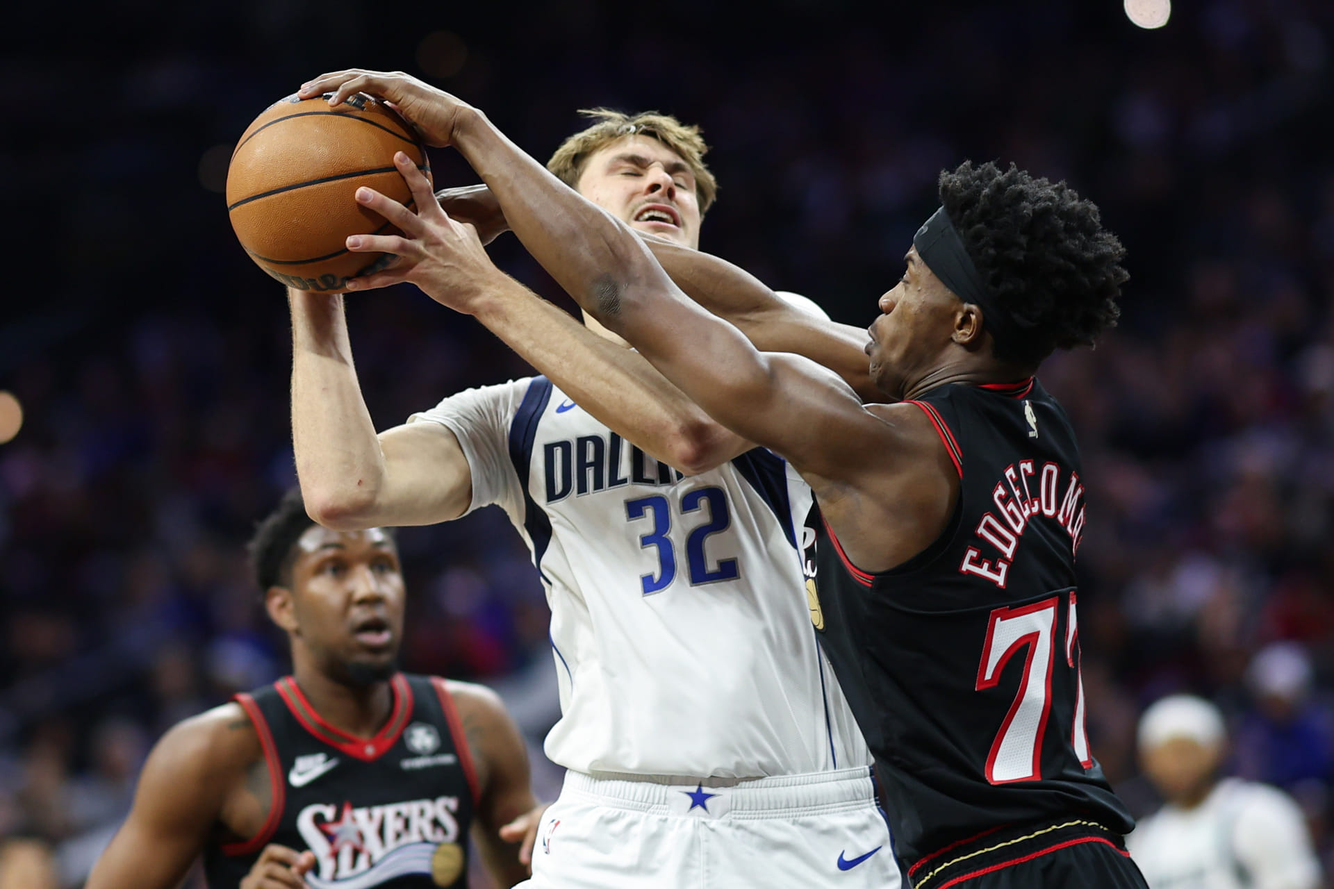 Dallas Mavericks vs Philadelphia 76ers Player Stats and Box Score - Dec ...