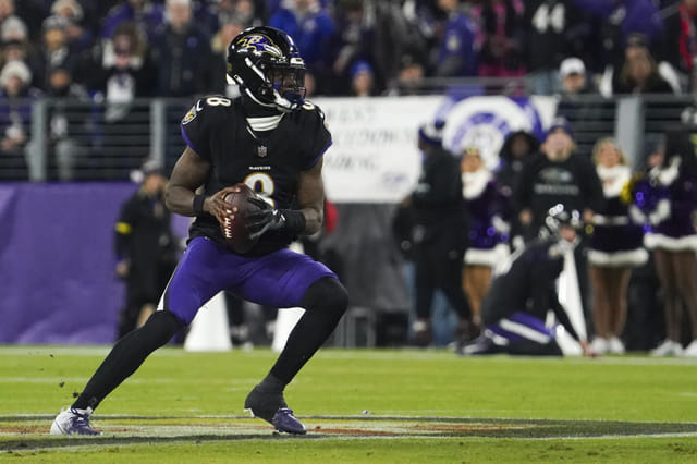 Lamar Jackson's back injury update: Ravens get massive bad news on QB's ...