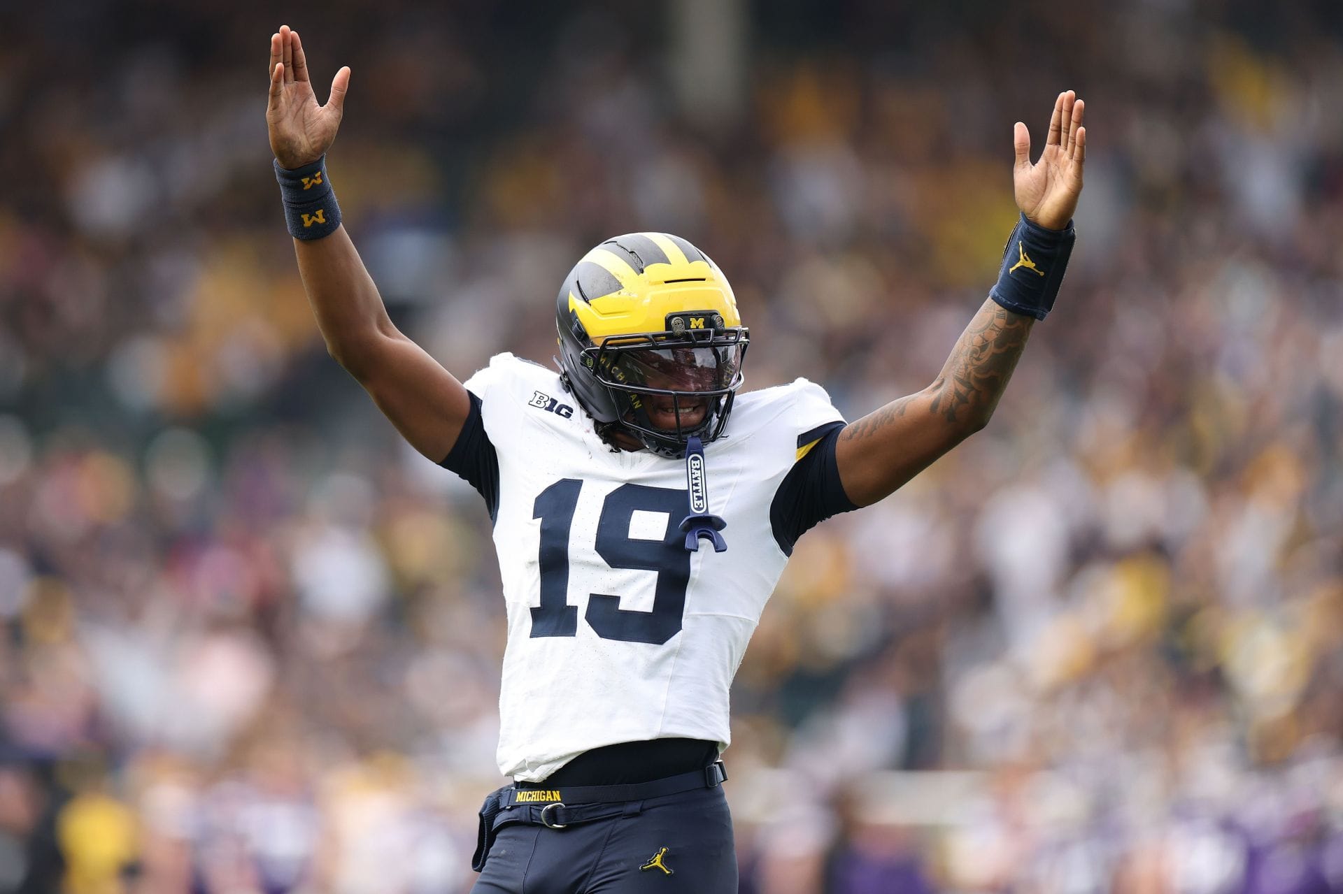 "He took $20 million to underperform": Tyrann Mathieu rips Bryce ...