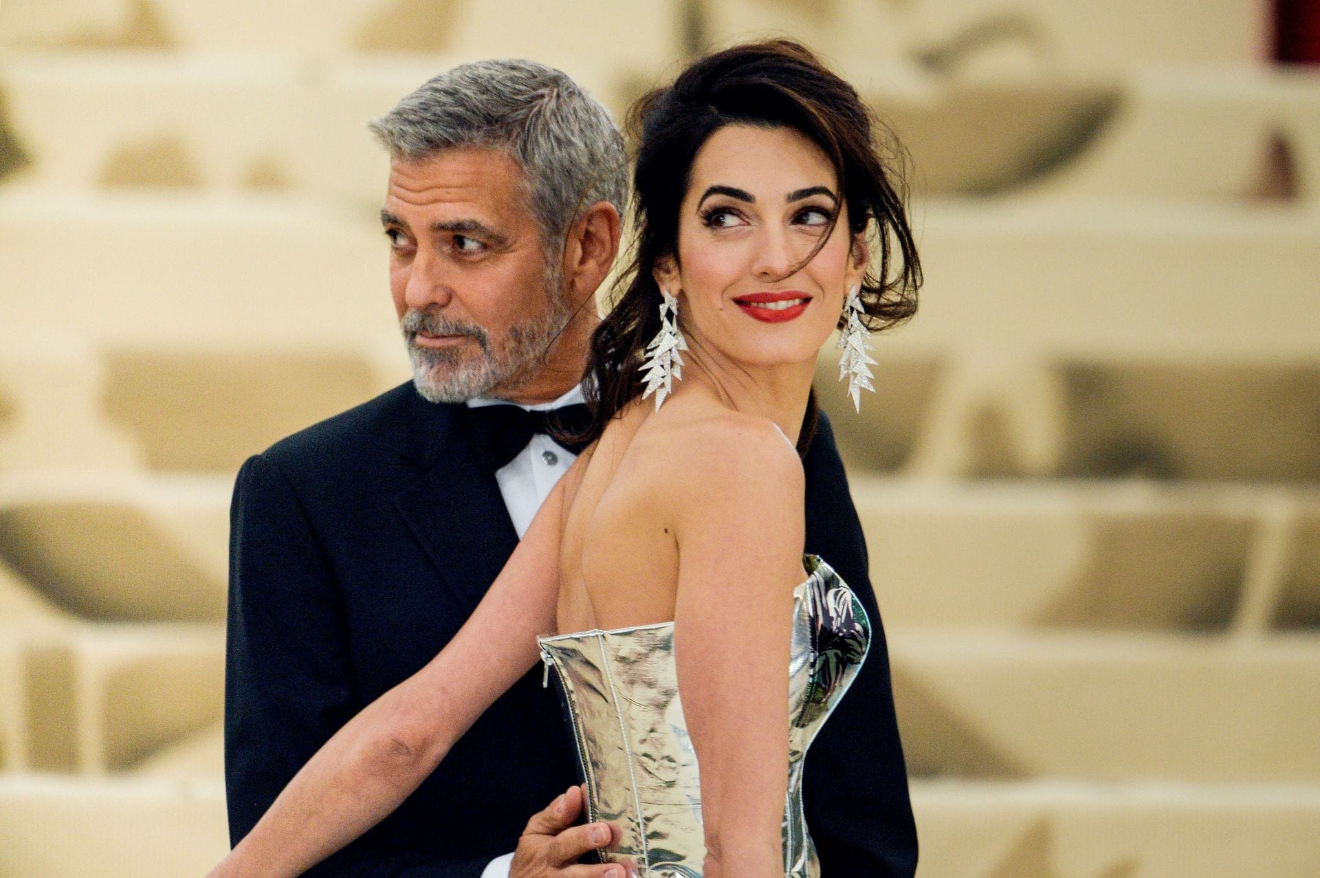Where does George Clooney live in France? Actor, his wife Amal Clooney ...