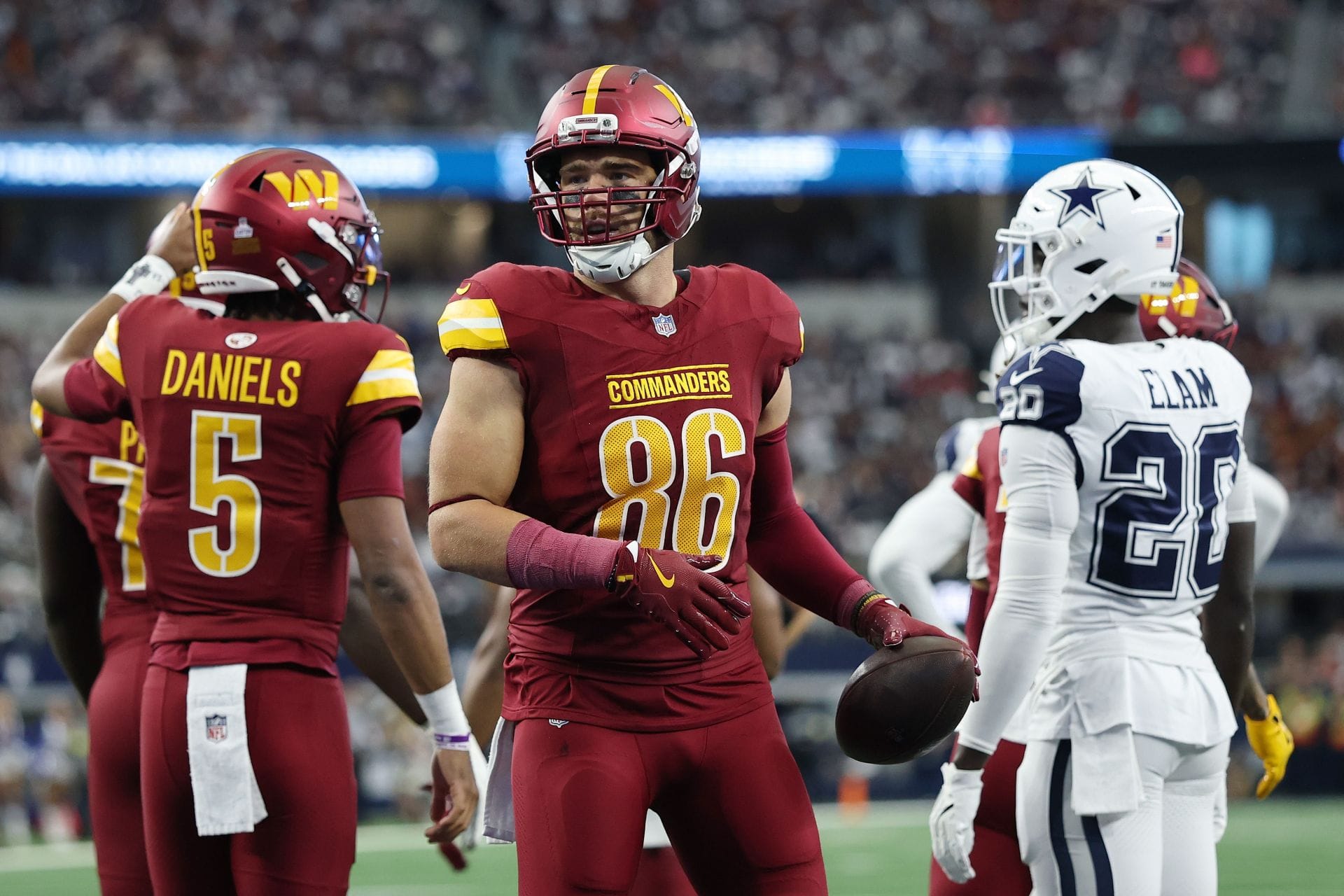 Washington Commanders vs Dallas Cowboys Inactives Tonight: Who is out ...