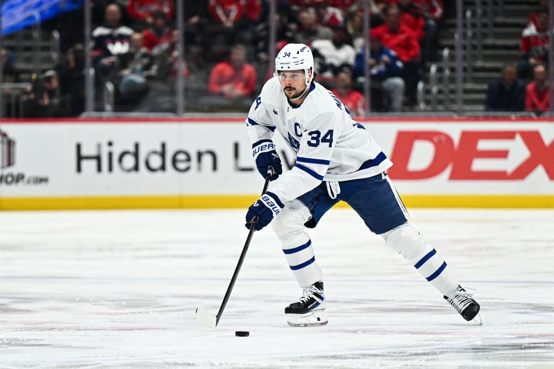 "Worst captain in the league": Maple Leafs fans blast Auston Matthews ...