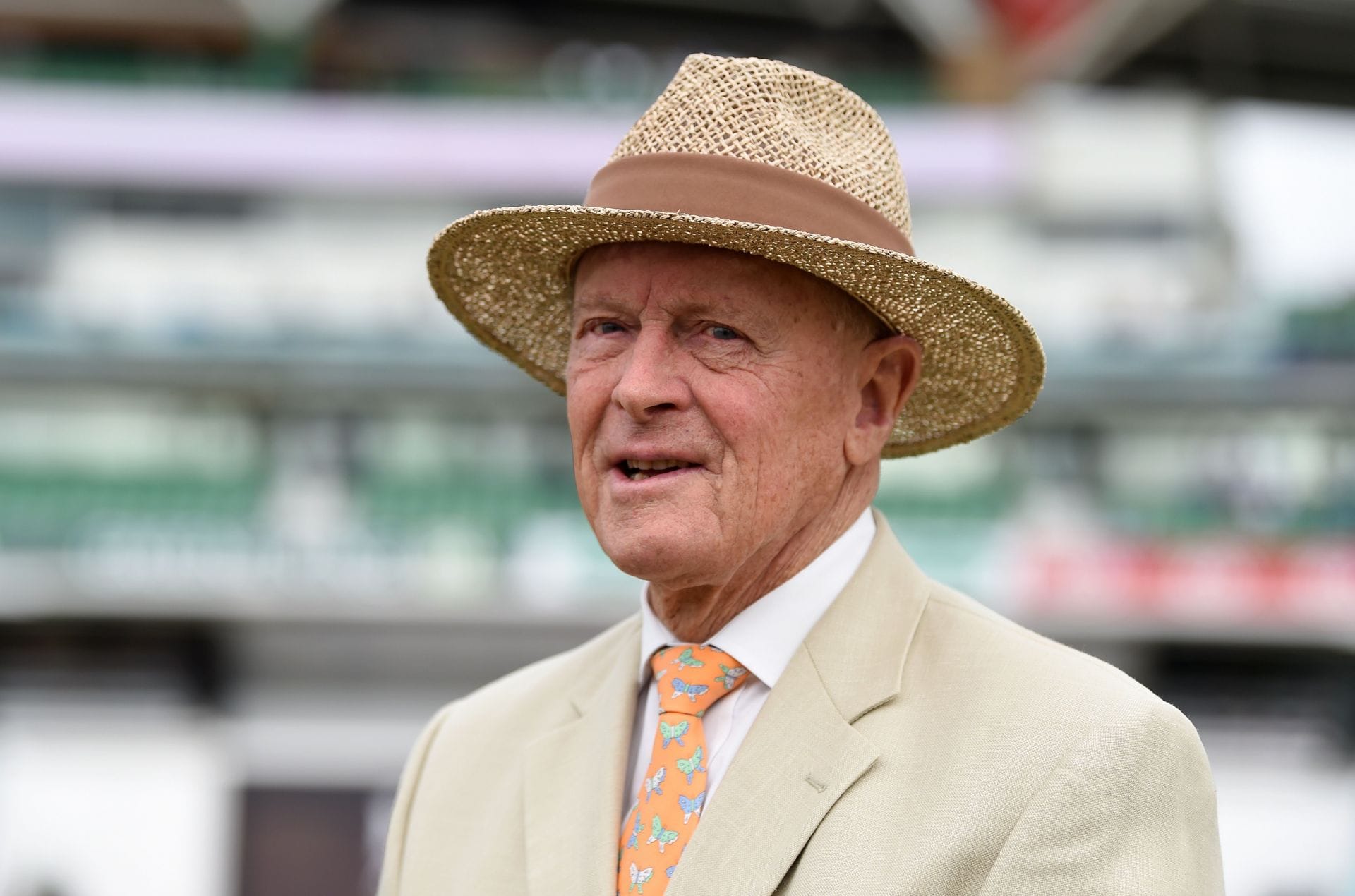 "Would give his wicket away if he was playing in a County second XI ...