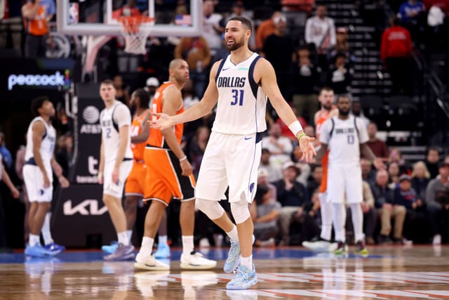 Klay Thompson News, Biography, NBA Records, Stats & Facts