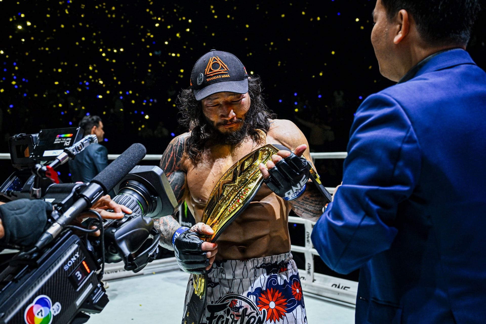 ONE Championship: LOOK: Enkh-Orgil Baatarkhuu celebrates world title ...