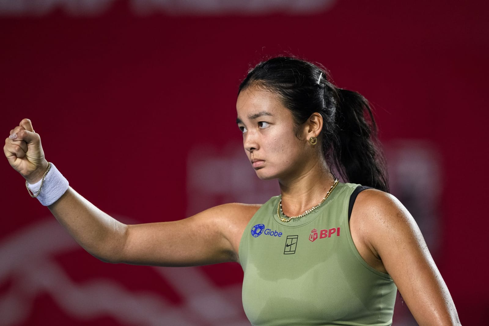 WATCH: Alexandra Eala questions chair umpire over line calls during SEA ...