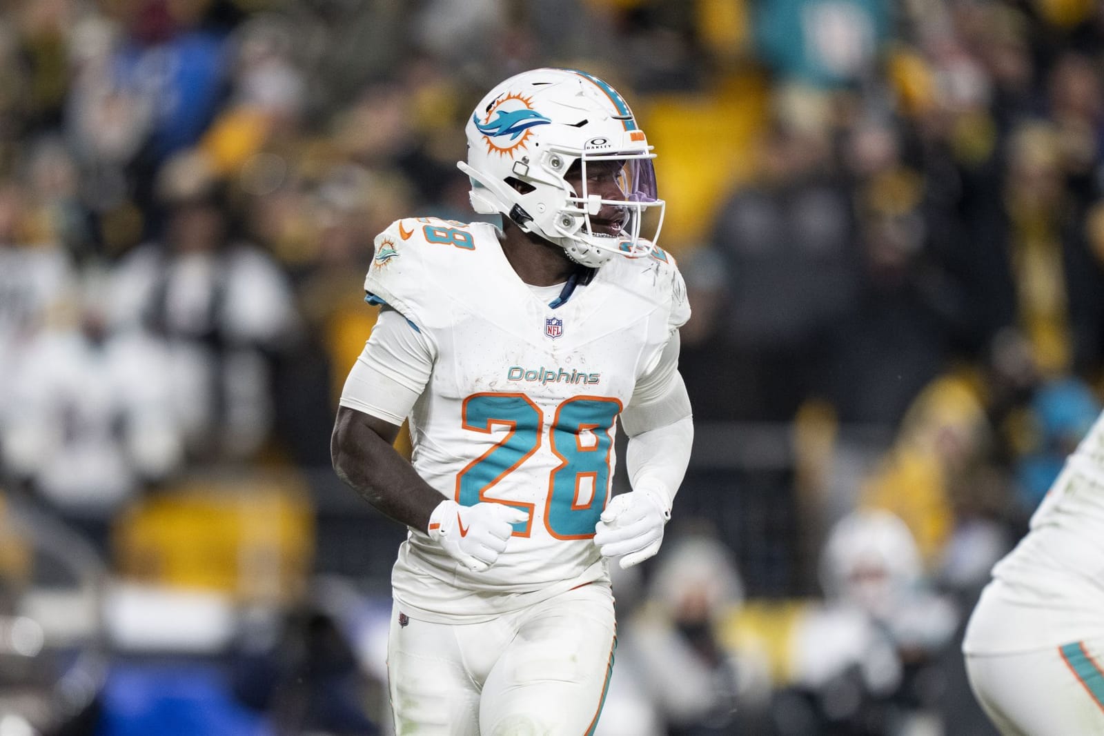 Week 17 Fantasy Football RB Rankings and Picks feat. De'Von Achane ...