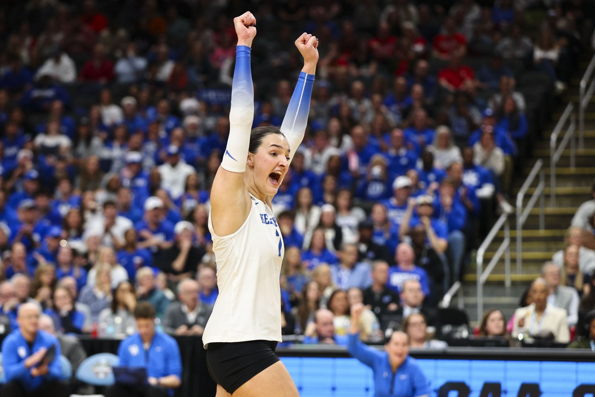 "I was going to give it my all"- Kentucky Volleyball player Eva Hudson ...