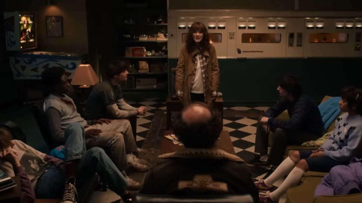 Duffer brothers reveal an exclusive look from Stranger Things 5 episode ...
