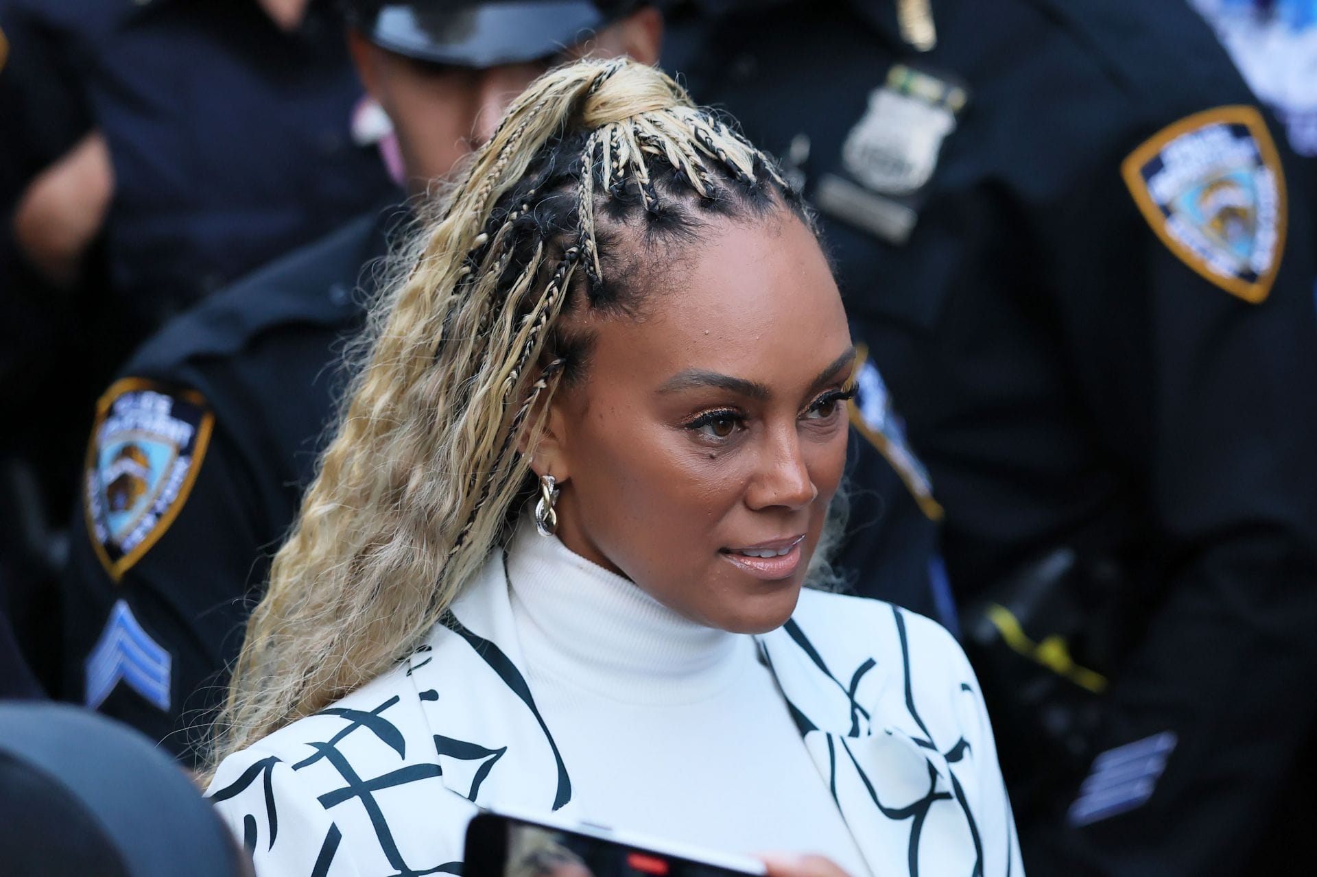 Dr. Cheyenne Bryant says Offet slid into her DMs to ask for help and ...