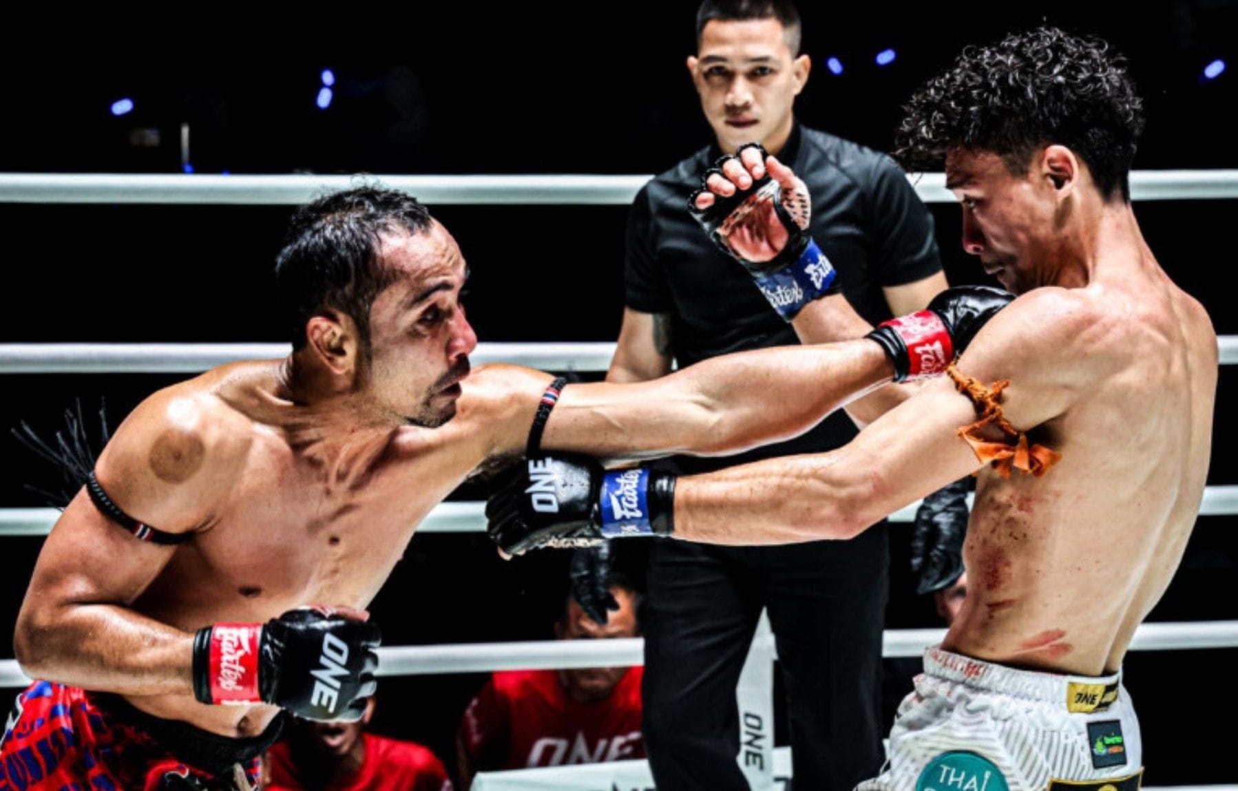 Jaosuayai: WATCH: Sam-A turns back the clock of Father Time in vintage ...