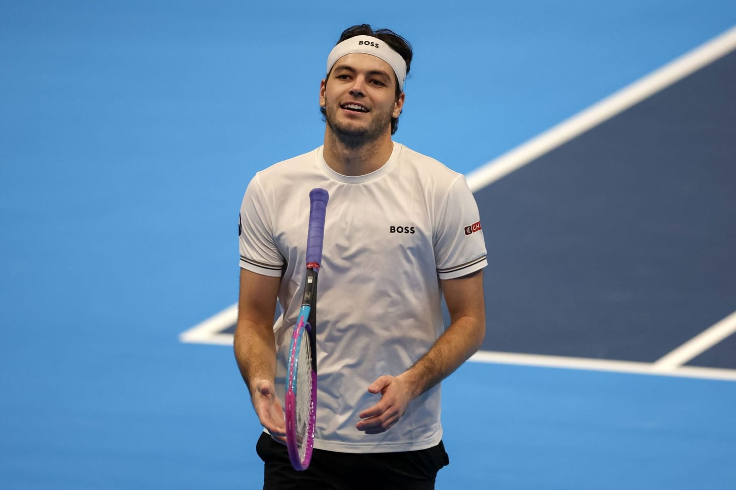 PICTURES: Taylor Fritz's girlfriend Morgan Riddle hits the beach in red ...