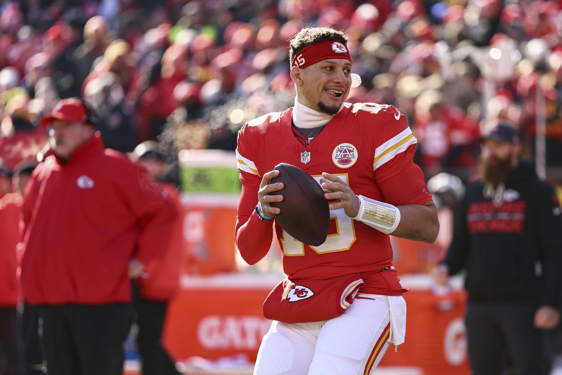 WATCH: Video of Patrick Mahomes smiling goes viral with Chiefs losing ...