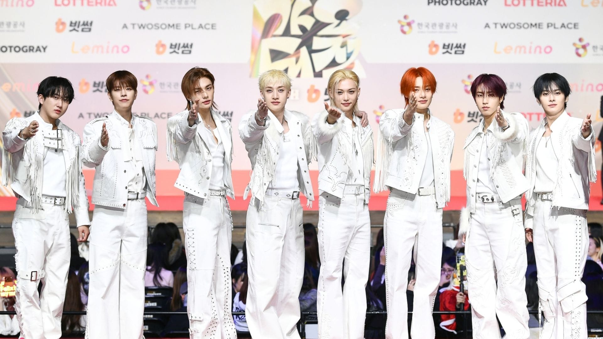 “Fire the stylist NOW” - Stray Kids’ 2025 Gayo Daejeon red carpet ...