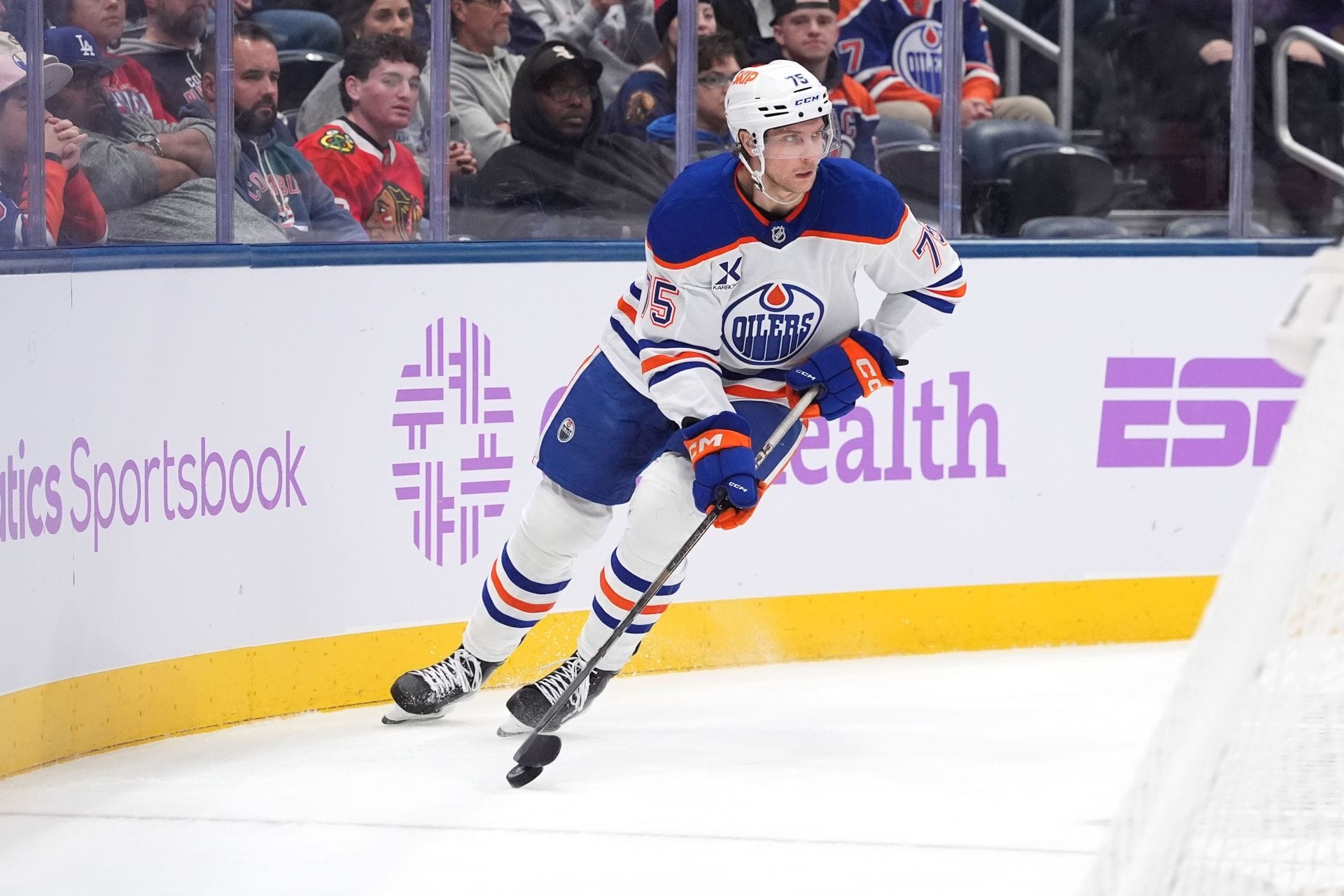 3 least impressive Edmonton Oilers players from 3-2 loss to Calgary ...